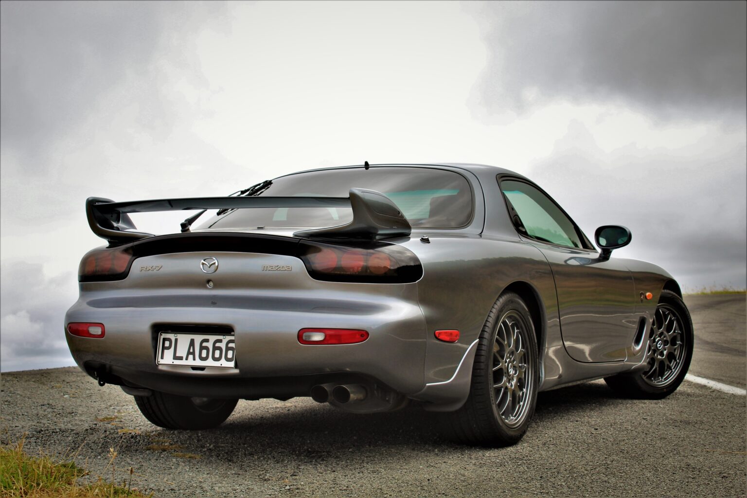 Last of the Breed - Mazda RX-7 FD Spirit R Type A Review | Tarmac Life ...