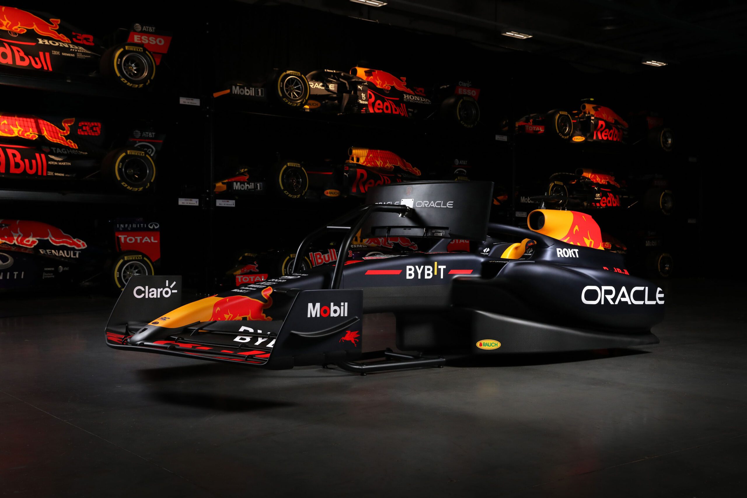 Red Bull Racing Unveils RB19 Simulator | Tarmac Life | Motoring | Tech ...