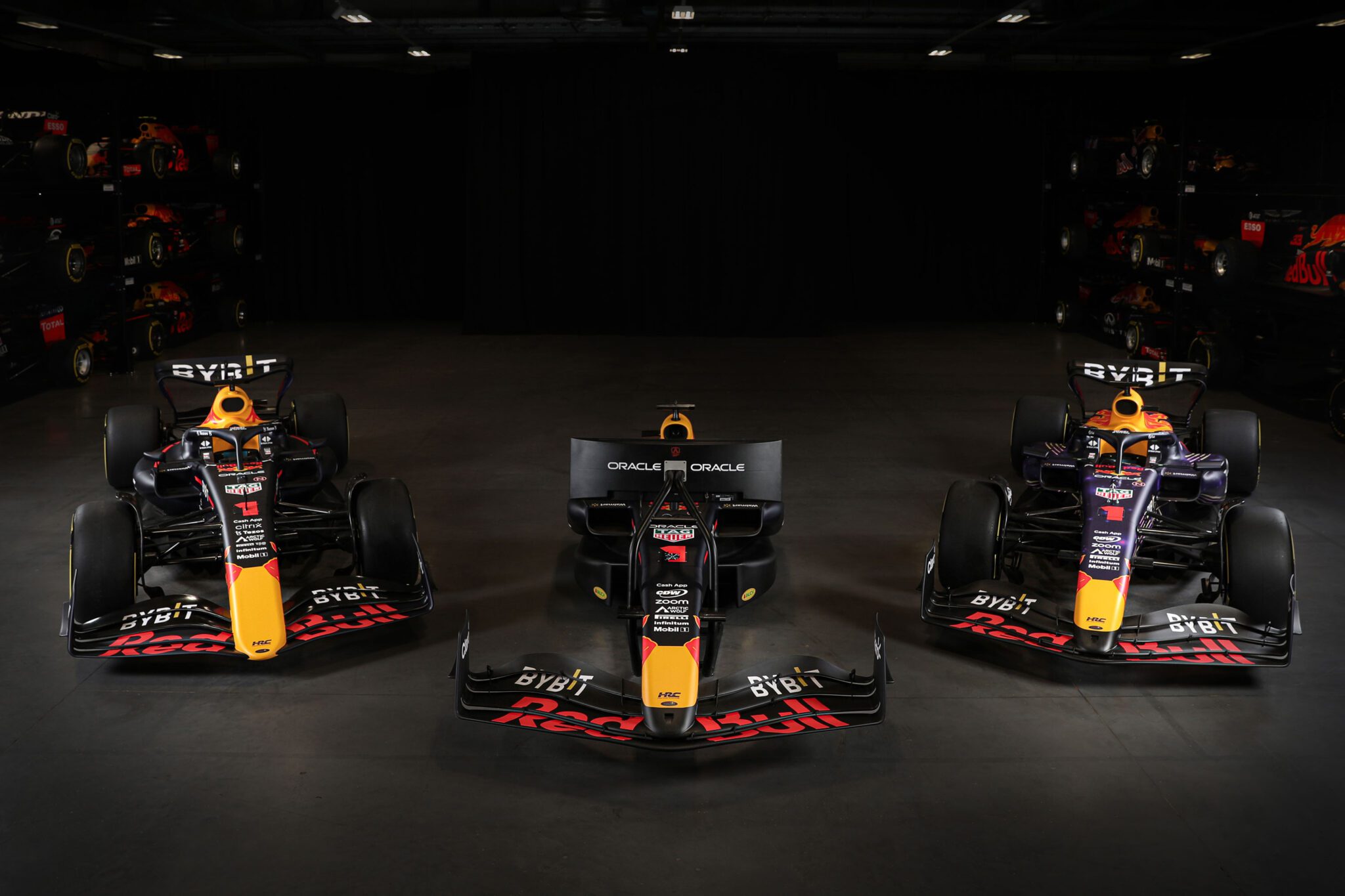 Red Bull Racing Unveils RB19 Simulator | Tarmac Life | Motoring | Tech ...
