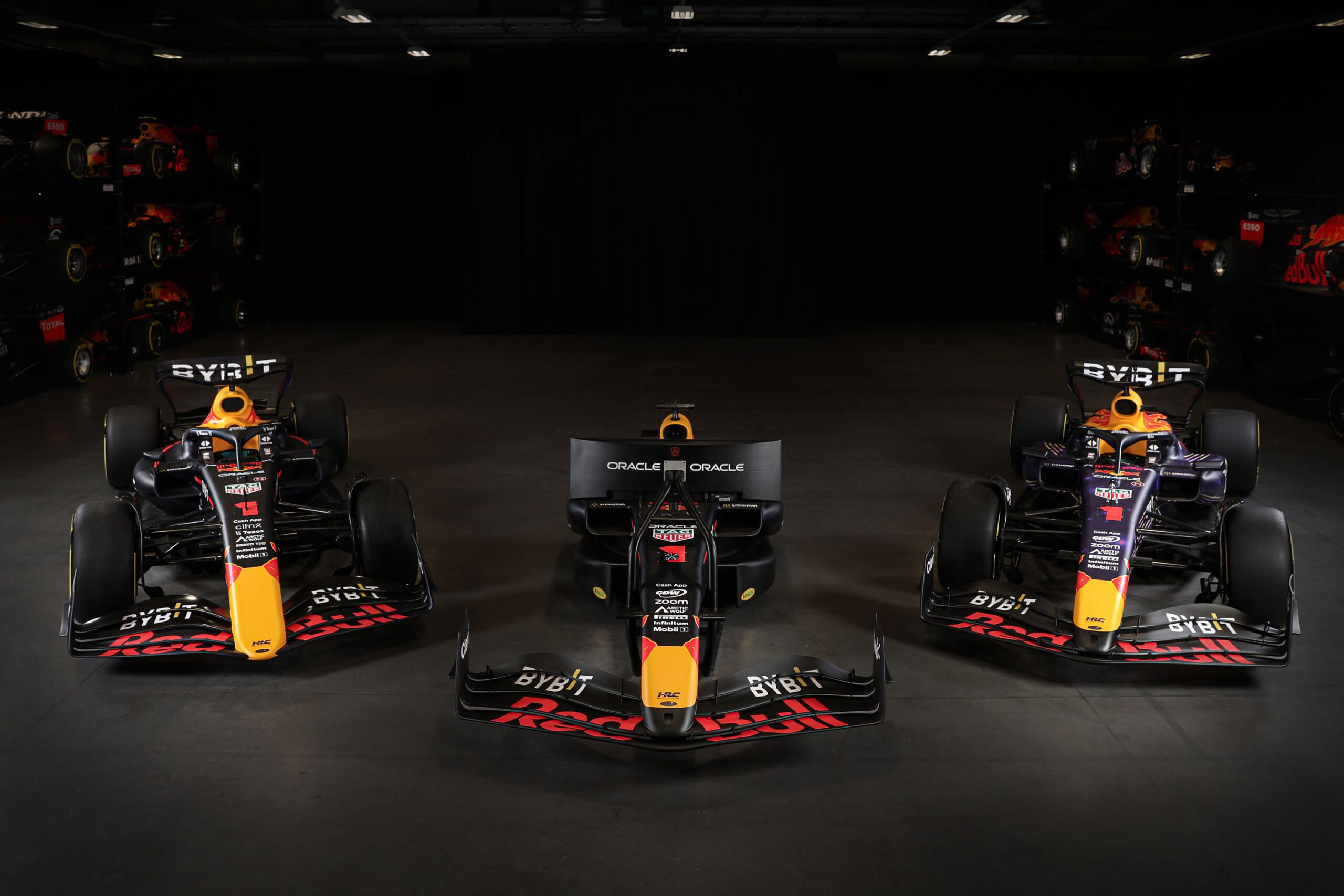 Red Bull Racing Unveils RB19 Simulator | Tarmac Life | Motoring | Tech ...