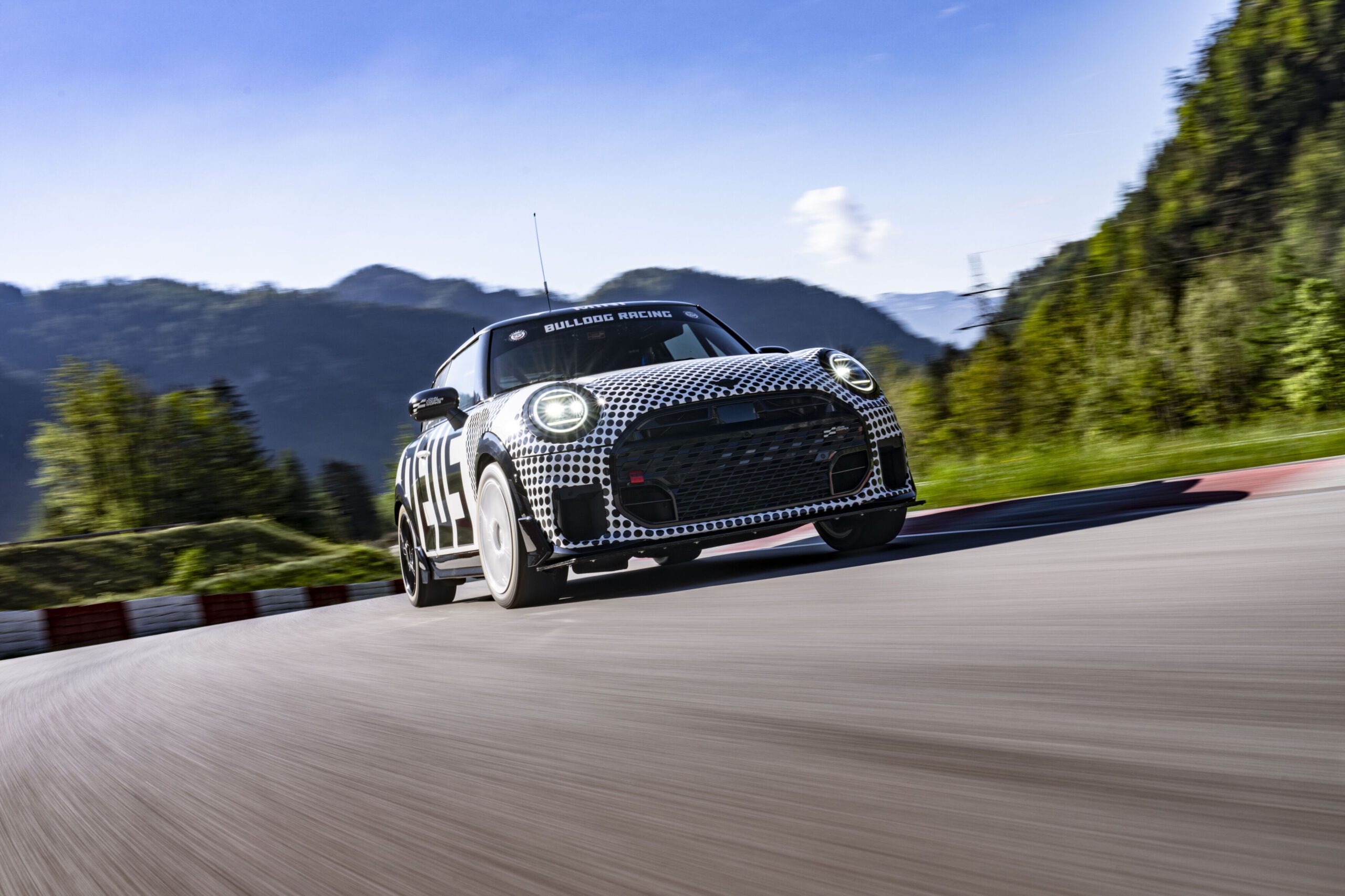 MINI JCW and Bulldog Racing Set for Nürburgring 24 Hours Glory | Tarmac ...