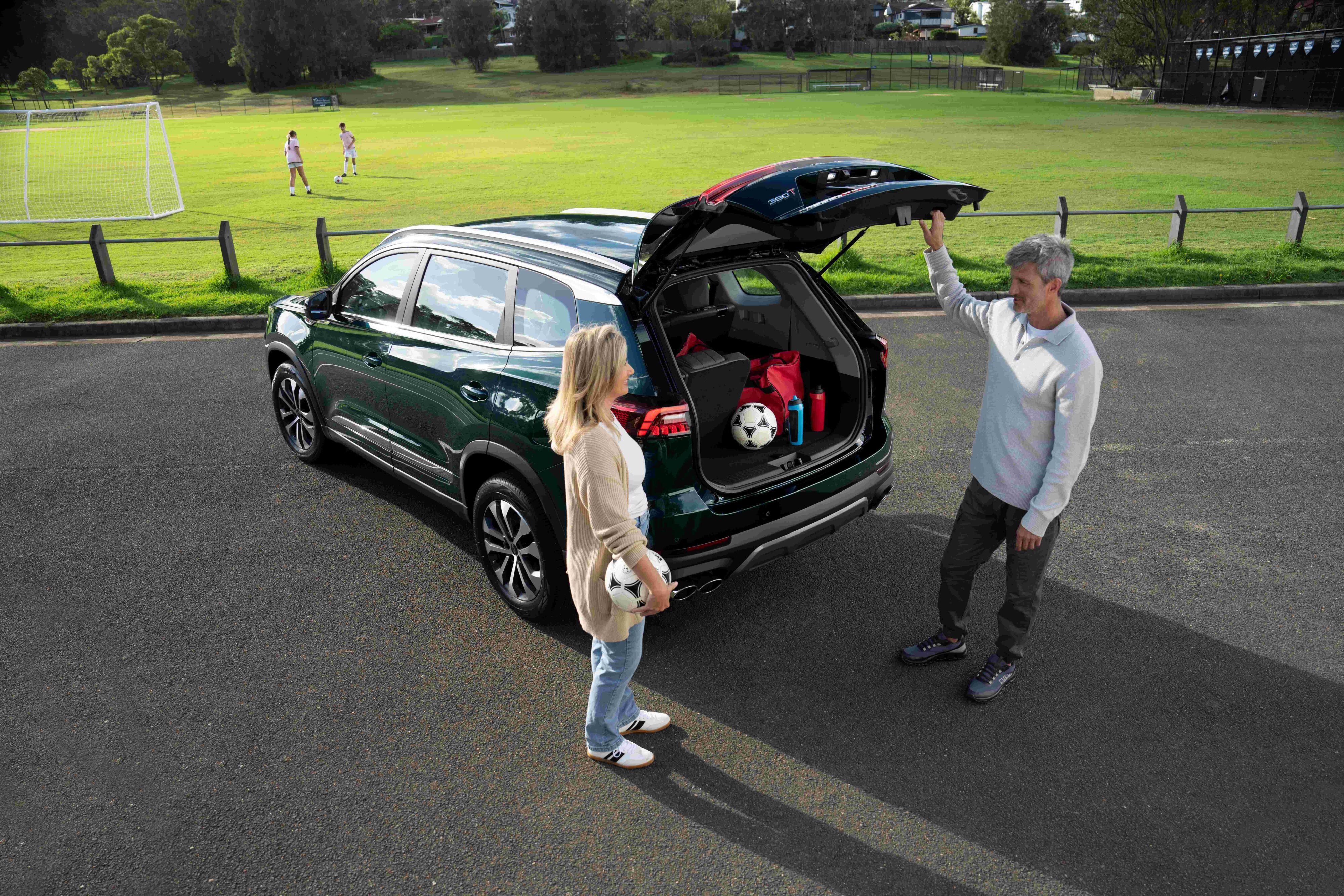 Chery adds petrol-power to their value-packed 7 seater Tiggo 8 SUV line ...